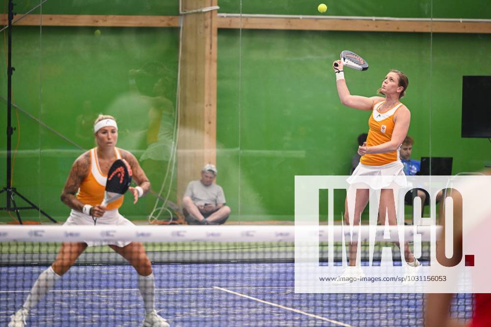 Dutch padel player Stephanie Weterings and Dutch padel player Koek ...