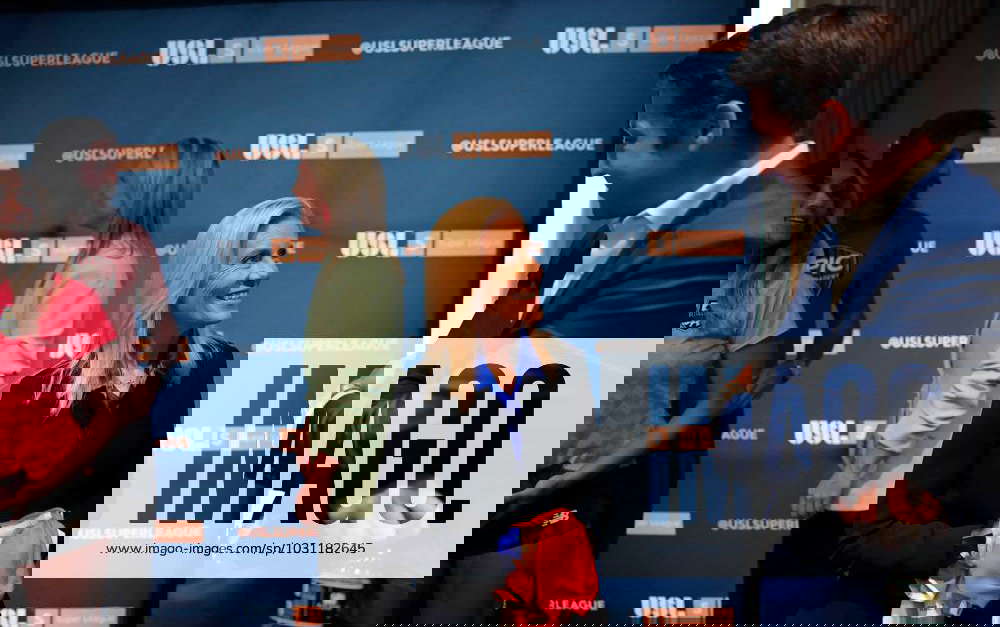 Syndication: Florida Times-Union Mayor-elect Donna Deegan talks with ...