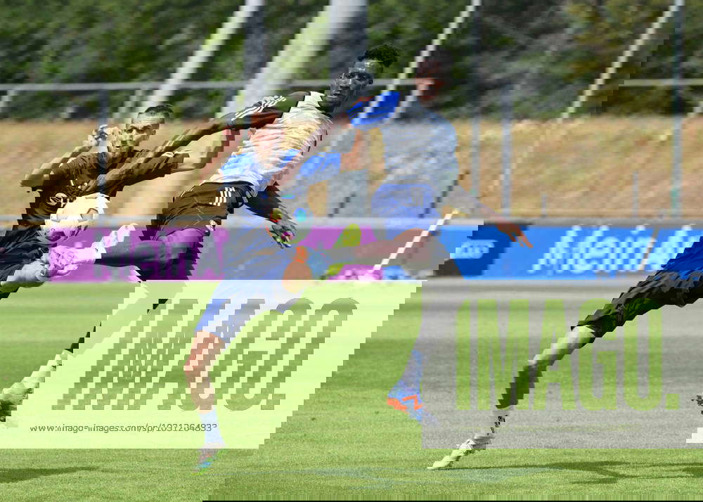 Dominick Drexler FC Schalke 04, Bryan Lasme Schalke 04, v li 26 06 2023 ...