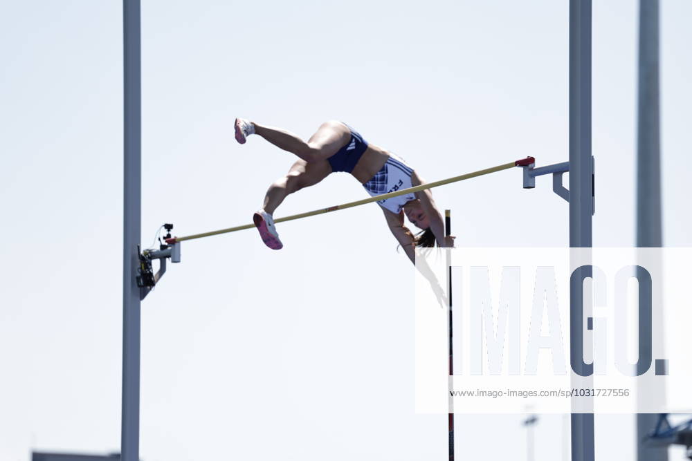 Elise RUSSIS competes in womens pole vault during the European ...