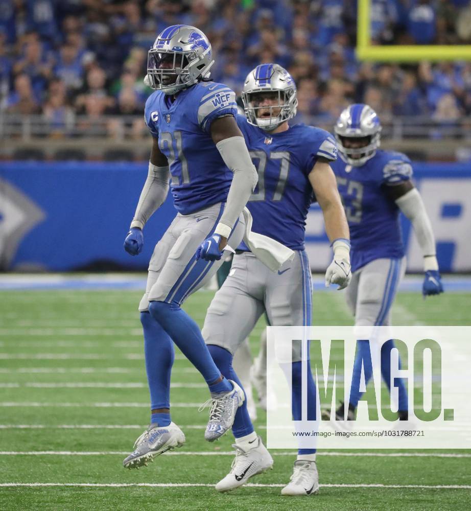 Syndication: Detroit Free Press Lions safety Tracy Walker III, left ...