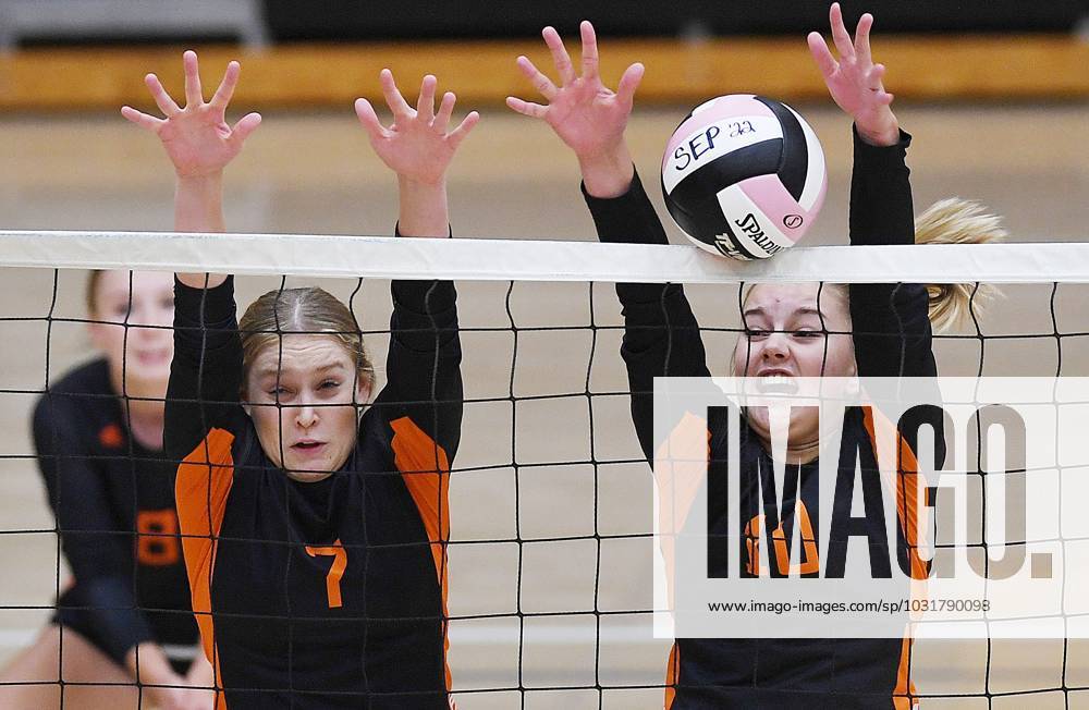 Syndication: The Ames Tribune West Des Moines Valley s Finley McAndrew ...