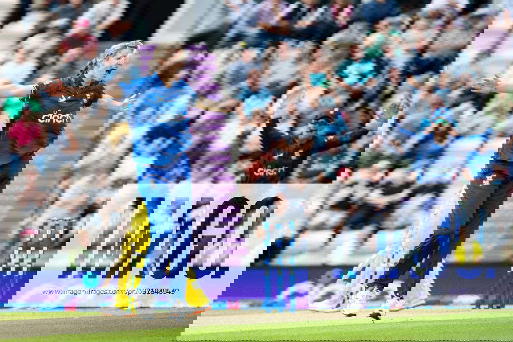 Lauren Bell (England) celebrates the wicket of Phoebe Litchfield ...