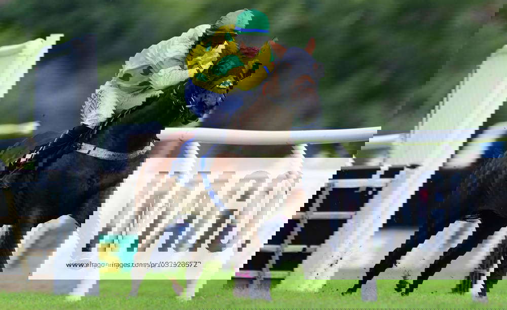 Newton Abbot Races, Newton Abbot, UK - 17 July 2023 RyderÕs Rock ridden ...