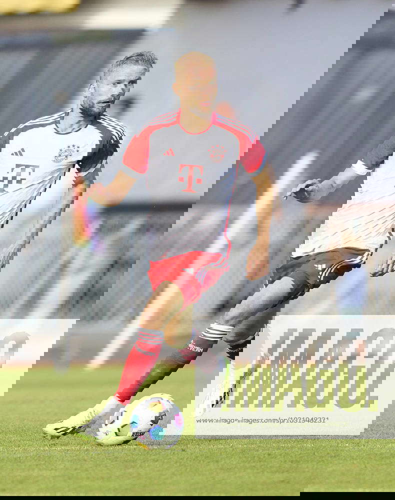 Konrad Laimer, FCB 24 FC BAYERN MÜNCHEN - FC ROTTACH- EGERN Training ...