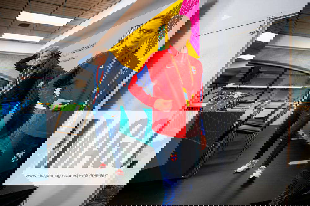 Head coach Hege Riise and Caroline Graham Hansen of the Norwegian women ...