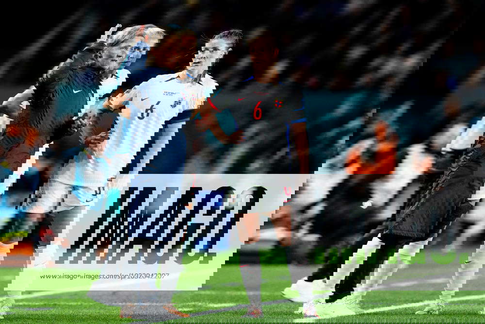 Head coach Hege Riise and Maren Mjelde of Norway during the FIFA Women ...