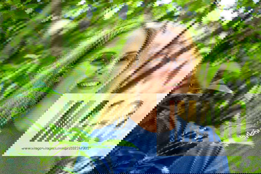 230721 Michelle Coleman of the Swedish national swim team poses for a ...