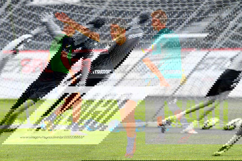 Livan Burcu newcomer, SVS, 11 cheers in training game about a goal ...