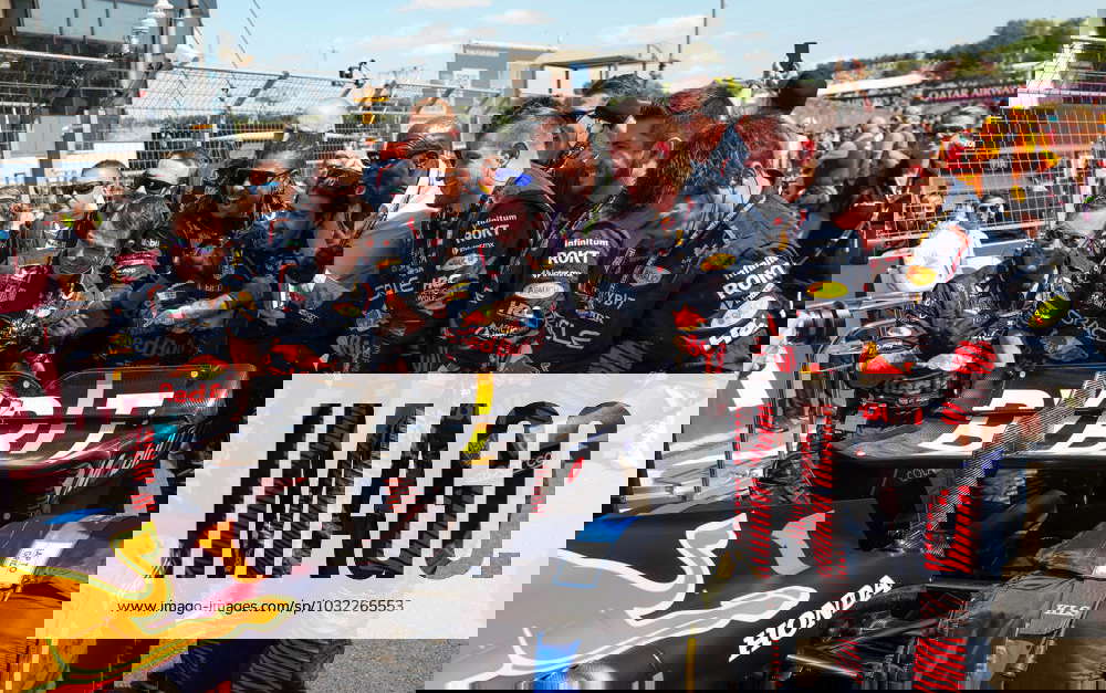 Terrence Alan Terry Crews with Oracle Red Bull Racing Team, F1 Grand ...