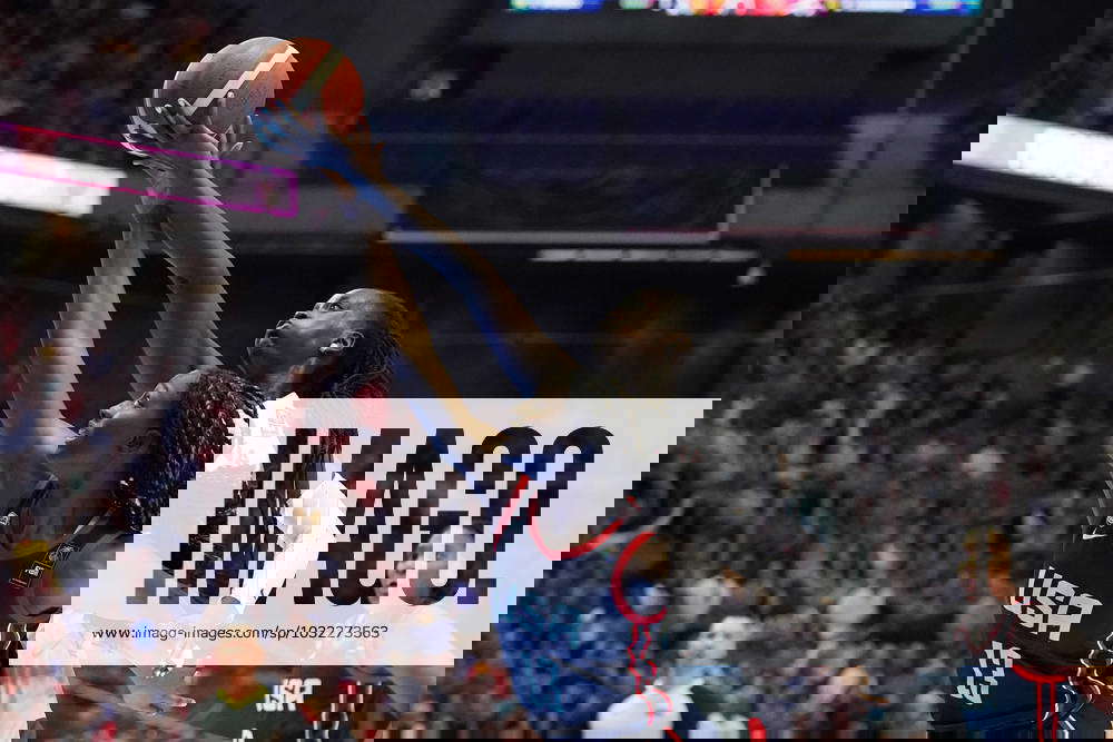 Spain s Awa Fam and USA s Joyce Edwards during FIBA U19 Women World Cup ...