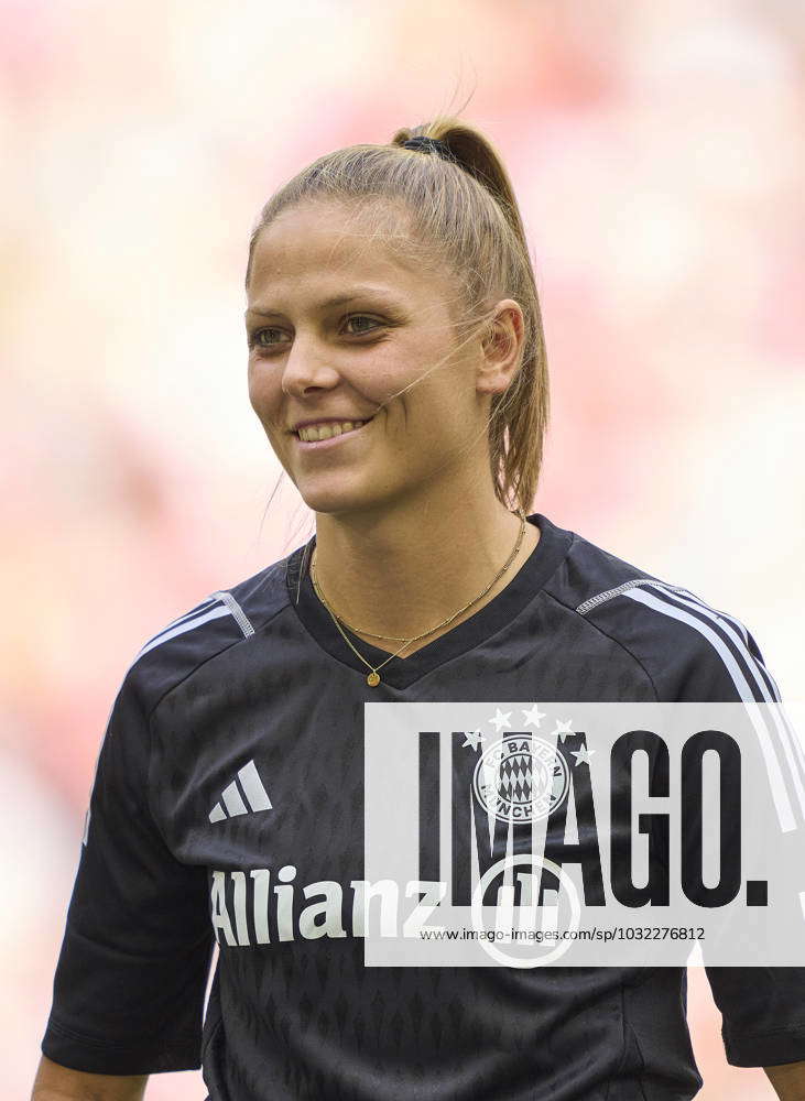 Anna Wellmann, , FCB Frauen 41 at the Team Presentation an Legends ...