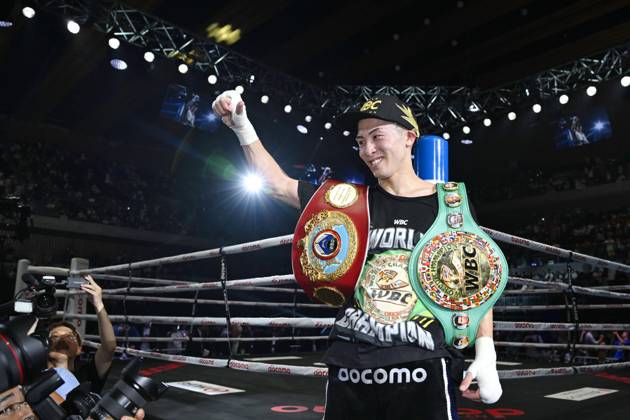 Boxing: Inoue vs. Fulton fight Naoya Inoue of Japan celebrates after ...