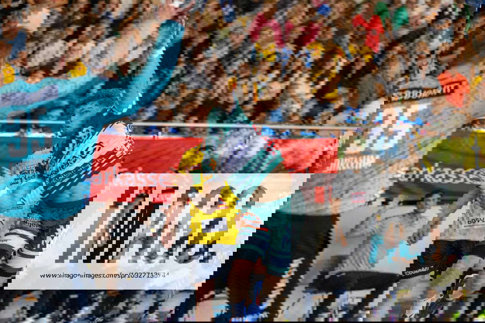 Franko Lastro FRISCH AUF Goeppingen, 28 scores a goal against Joel ...