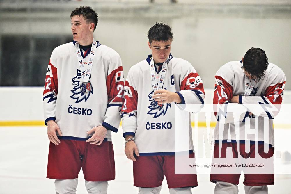 From left disappointed Czech Maxmilian Curran, Adam Hlinsky, Matej ...