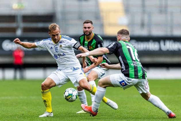 GIF Sundsvalls Pontus Engblom against GAISs Dino Salihovic and Robin ...