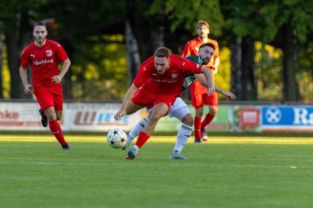 Jonas Huber TB 03 Roding, Armin Mesic SpVgg Osterhofen Osterhofen ...