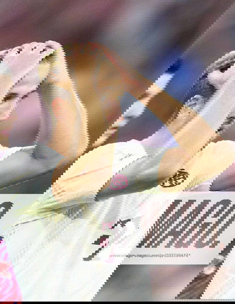 Harry Kane, FCB 9 sad in action in the Super Cup 2023 final match FC ...