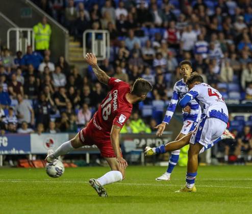 Reading v Cheltenham Town Sky Bet League 1 Kelvin Ehibhatiomhan of ...