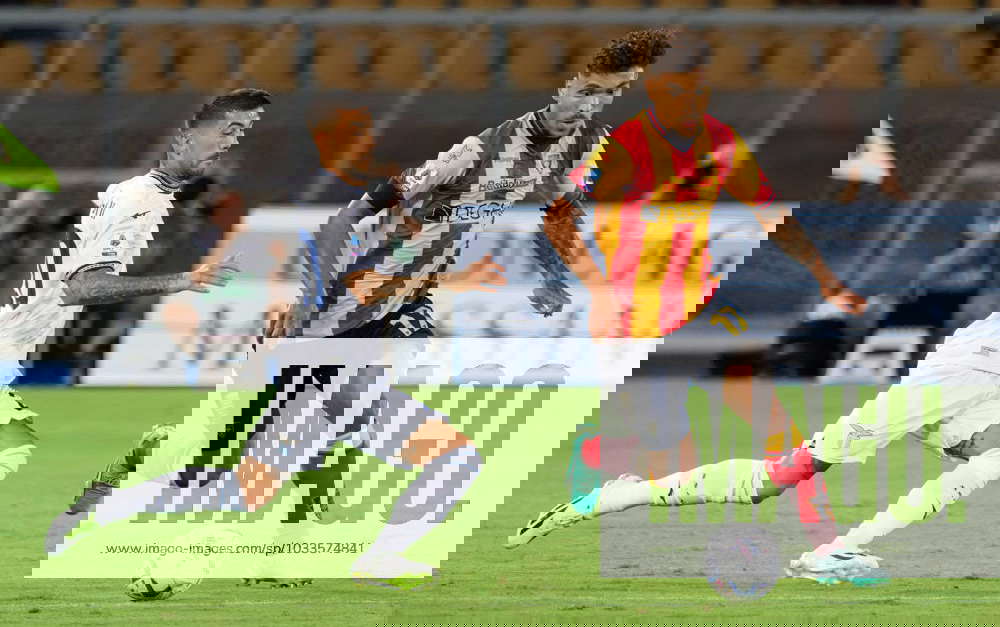 Valentin Gendrey (US Lecce) and Mattia Zaccagni (S.S. Lazio) during US ...