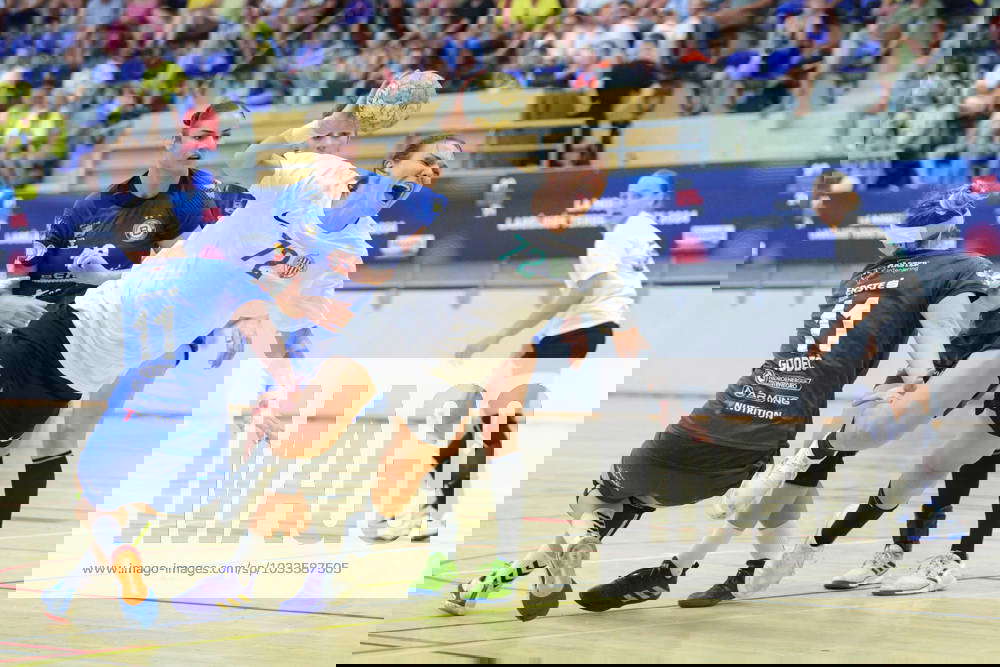 Dragana Cvijic (FTC-Rail Cargo Hungaria Ferencvaros) HANDBALL ...