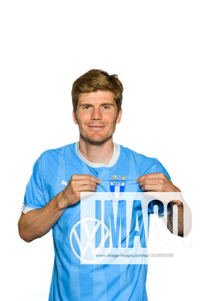 230821 Oliver Berg poses for a portrait during a photo shoot with Malmö ...