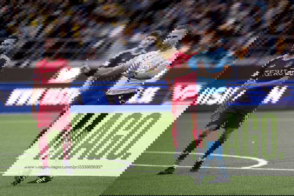 GÖTEBORG 20230824 Referee Filip Glova during Thursdays Europa League ...