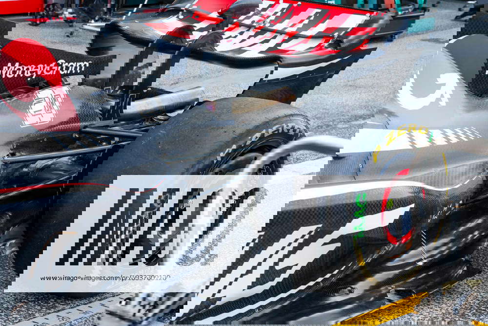 Haas F1 Team VF-23 Ferrari, Mechanical detail of the rear suspension ...