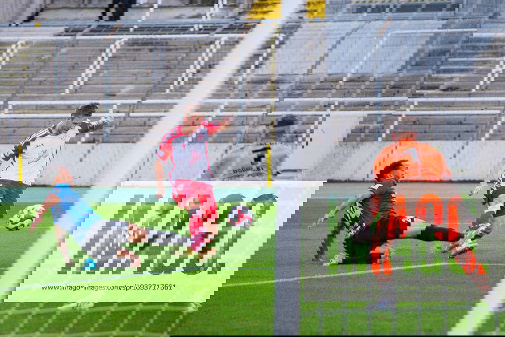 Timo Kern 10, FC Bayern Munich II in duel with Dominik Weiß 24, SV ...