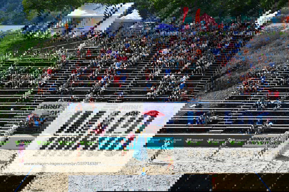 L-R Miroslava Dunajova, Daniela Resova (CZE) and Teegan Van Gunst ...