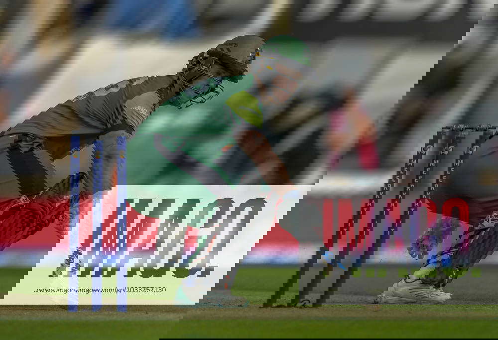 Manchester Originals Men v Southern Brave Men The Hundred Men Finn ...