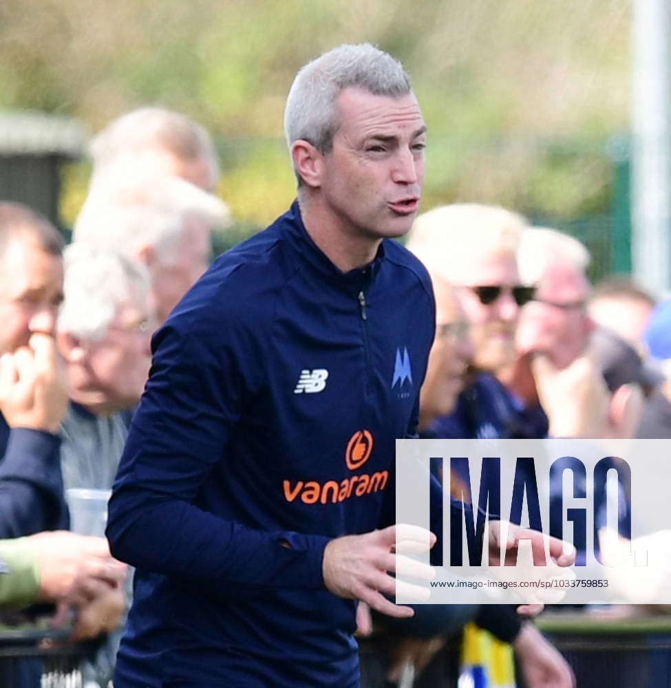 Slough Town v Torquay United, Slough, UK - 26 Aug 2023 Gary Johnson ...