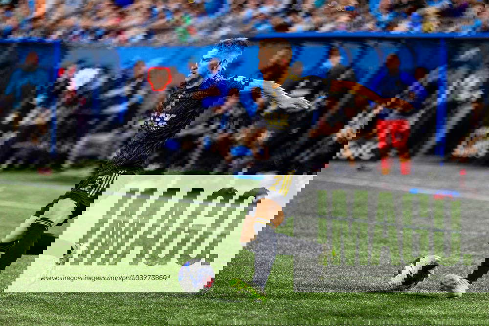 : Los Angeles FC forward Stipe Biuk drives on Charlotte FC during the ...