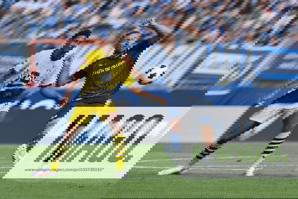 Ivan Ordets VfL Bochum , Sebastian Haller Borussia Dortmund , v re 26 ...