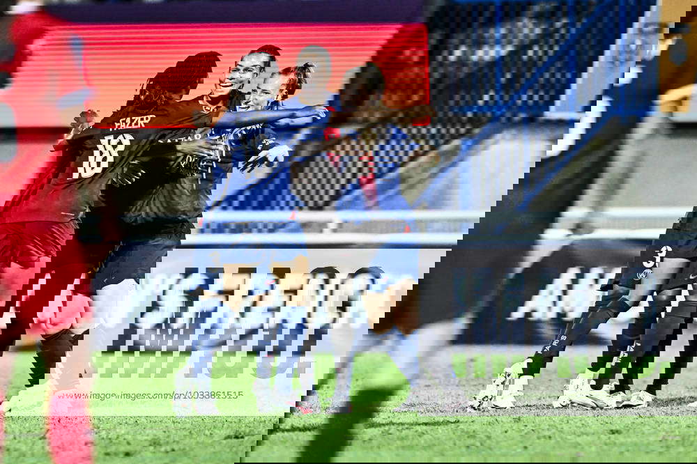 But et Joie Jade Le Guilly (psg) FOOTBALL : PSG vs Liverpool - AMOS ...