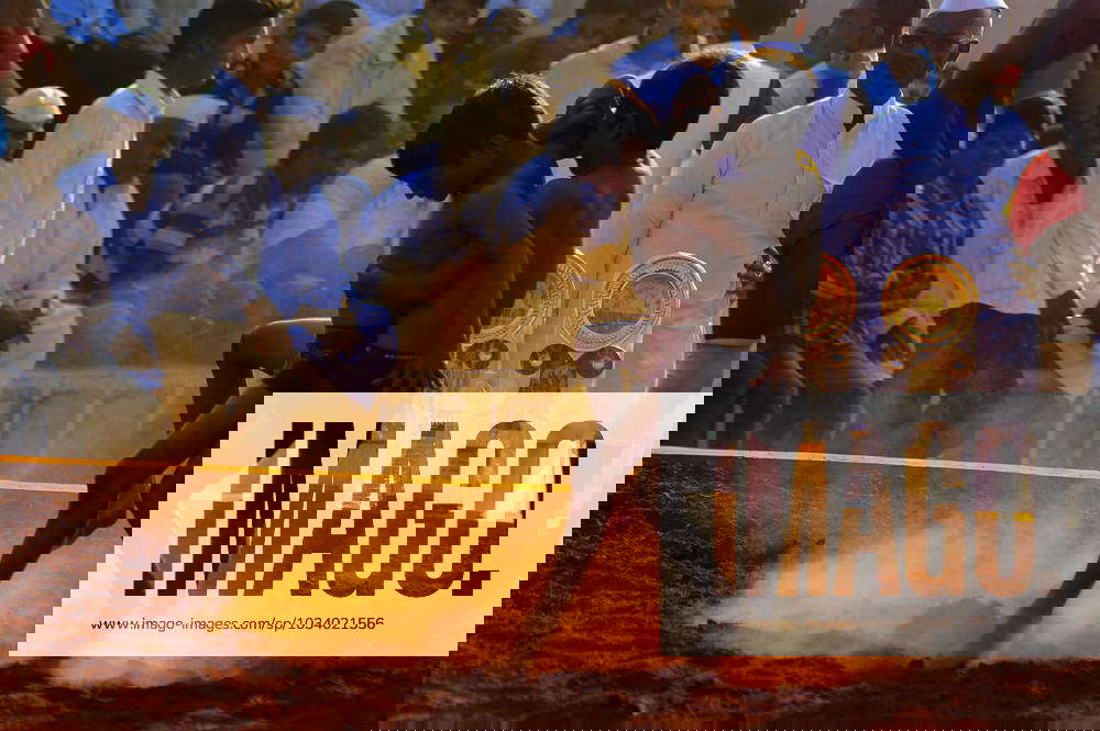 Traditional (Kusti) wrestling competition in a village fair near Shirur ...