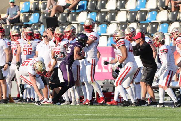 Marcos Schlabitz Frankfurt Galaxy, 35 tackles Dean Tanwani Cologne ...