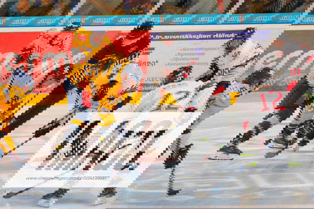 Matthew Pistilli 95, Stuttgarter EC, Dennis Tausend 24, EHC Königsbrunn ...