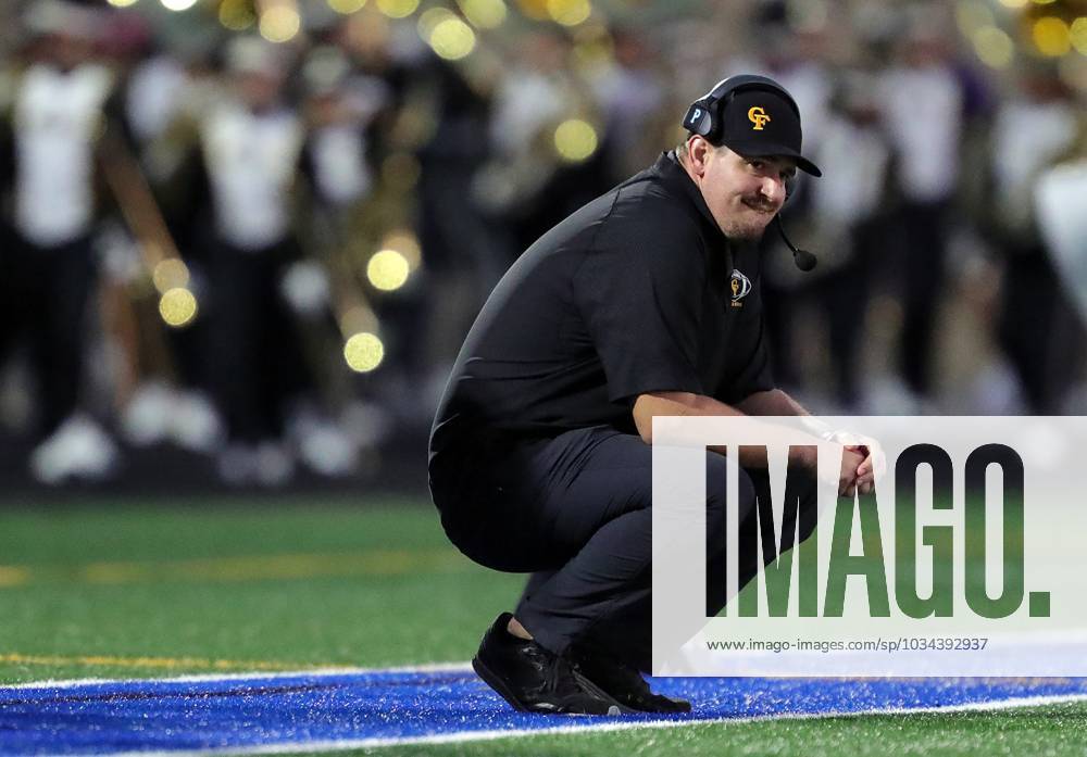 Syndication: Akron Beacon Journal Cuyahoga Falls football coach Kevin ...