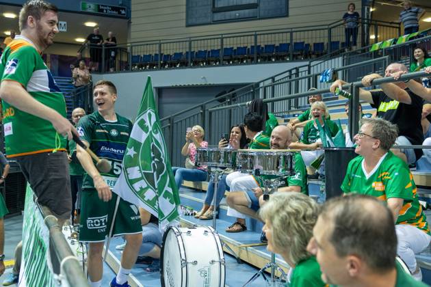 Domen Novak HSG Wetzlar , 75 celebrates with the fans after the home ...