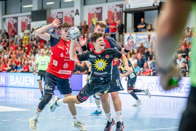 2 HBL TV Huettenberg TuS N Luebbecke, 16 09 23 Rutger Ten Velde 5 TuS N ...