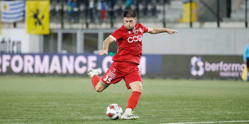 FC Schaffhausen FC Sion Liam Chipperfield FC Sion 22 09 2023 ...