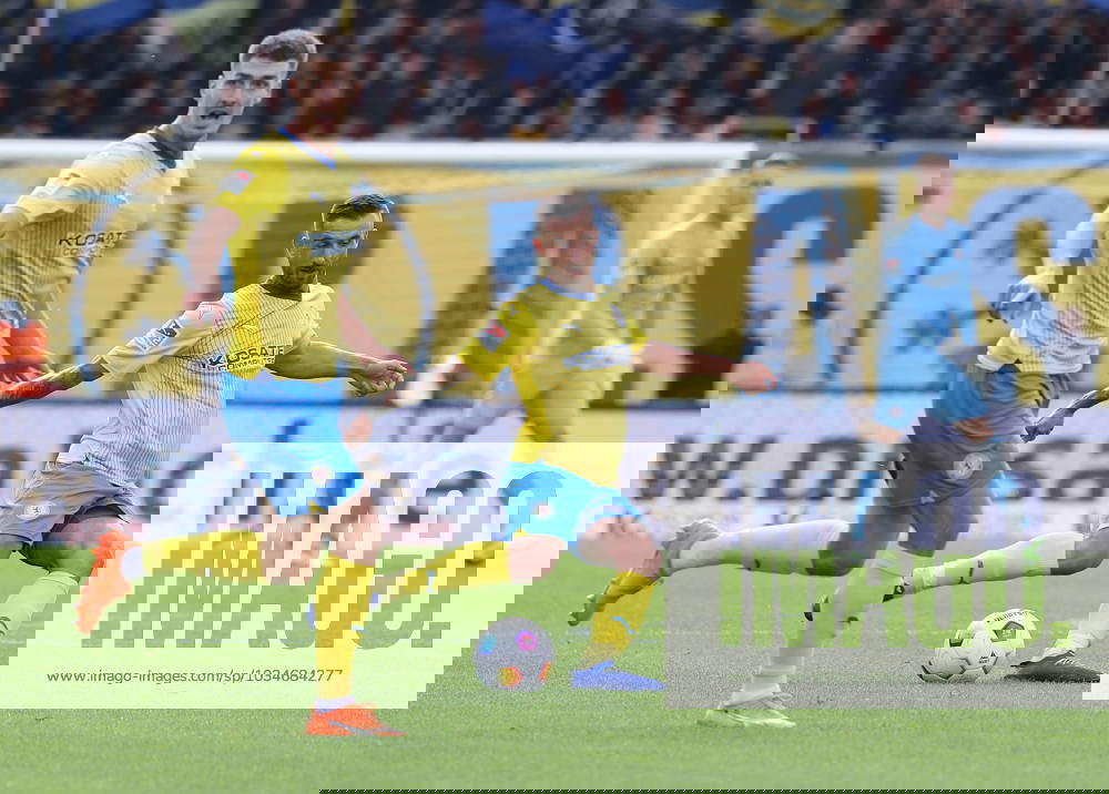 Danilo Wiebe Eintracht Braunschweig , Robin Krausse Eintracht ...