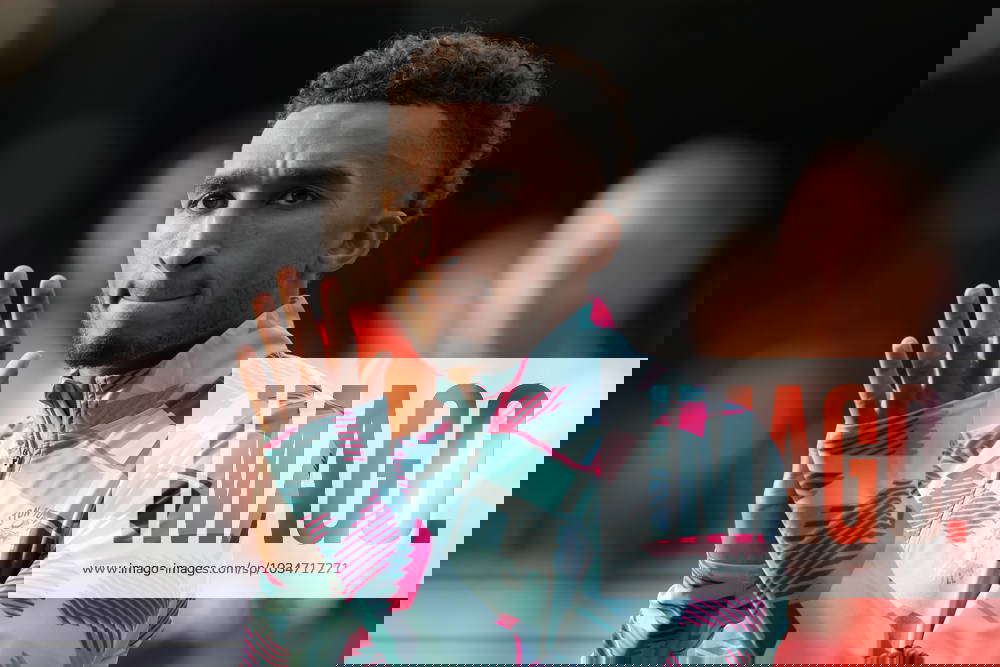 Jacob Brown (19) of Luton Town applauds the home supporters after the ...