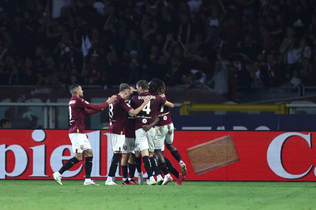 Torino Fc - As Roma Duvan Zapata of Torino Fc celebrates after scoring ...