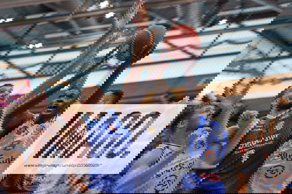 Stefan Bircevic MBC, 4 , Jilson Bango Braunschweig, 8 , Martin Breunig ...