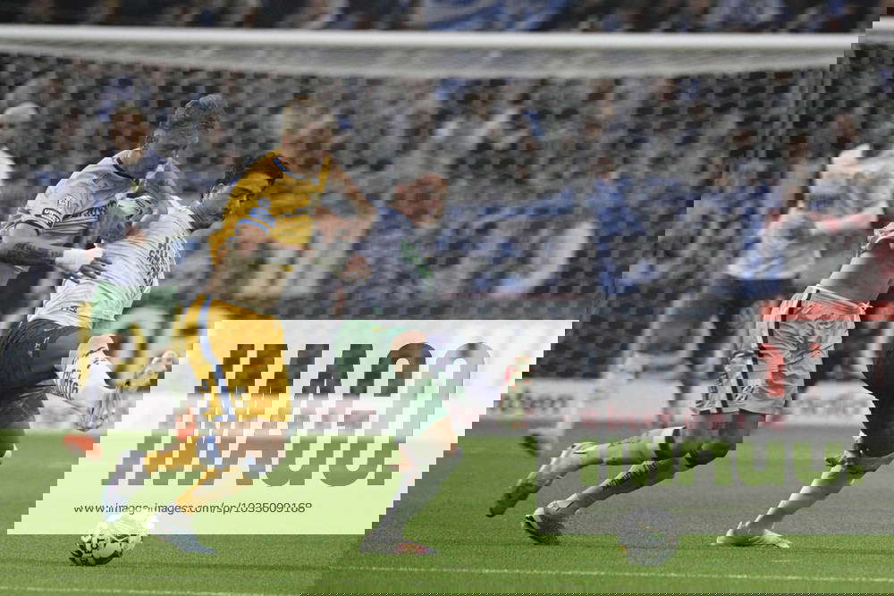 STOCKHOLM 20231001 Gothenburgs Sebastian Hausner and Hammarbys Jusef ...