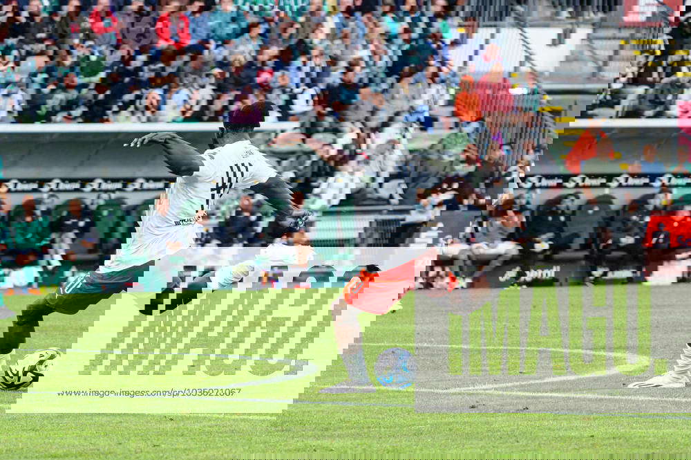 Goal shot Erich Berko Hallescher FC, 40 GER, VfB Luebeck vs Hallescher ...