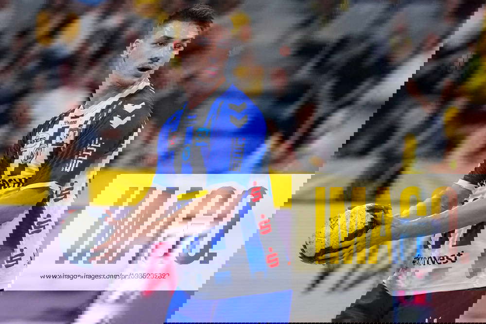 Egon Hanusz TVB, 7 , on the ball, single image, single photo, action, action, 01 10 2023, Mannheim