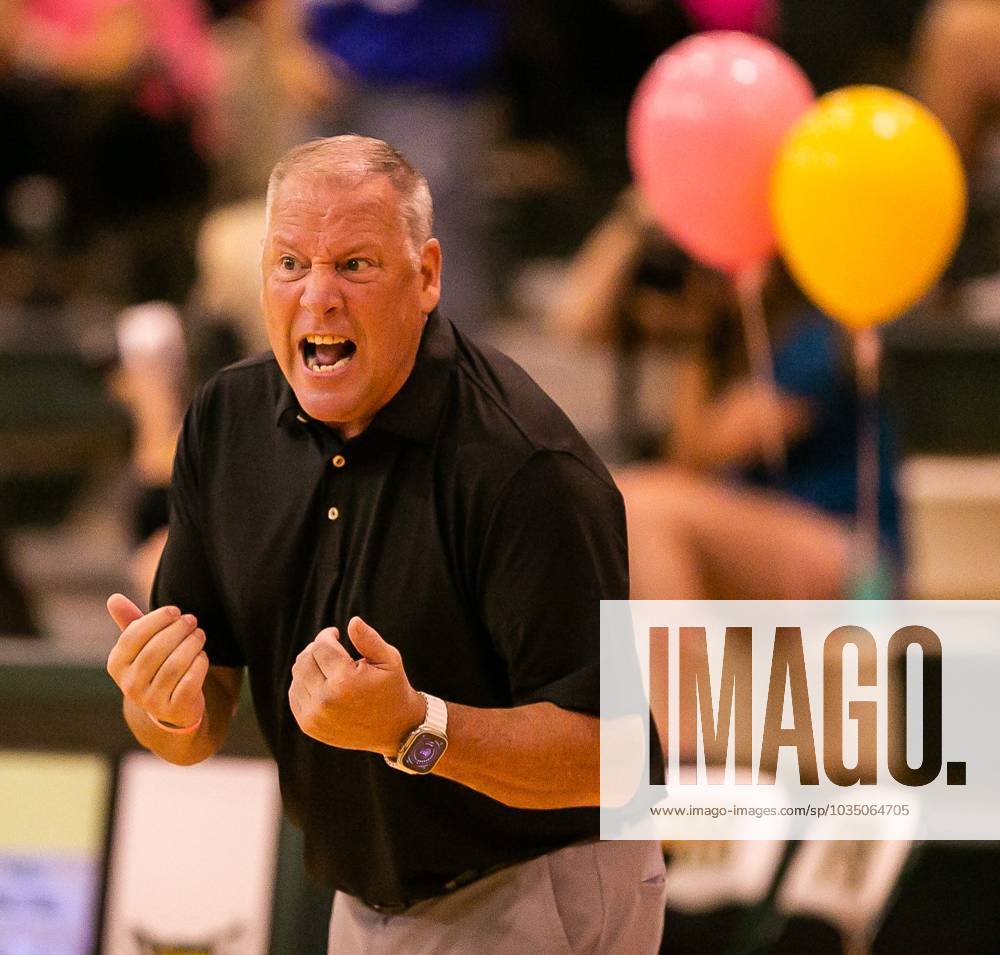 Syndication: Ocala StarBanner Trinity Catholic head coach Jeff Reavis ...